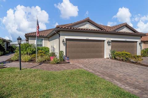 6226 Plateau Ct, Bradenton, FL 34203 | 39 Photos | MLS #A4561783 - Movoto