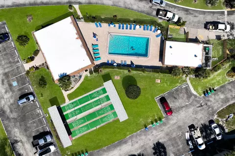 14 Quails Run Blvd #2, Englewood, FL 34223 | 23 Photos - Movoto