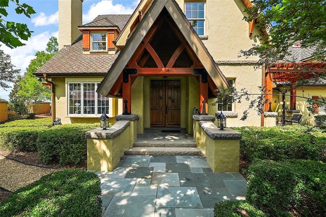 707 S Dixie Dr, Howey In The Hills, FL 34737 | MLS# G5097622 | 61 ...