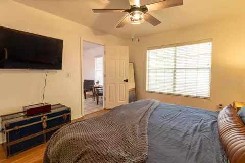 8406 SW 62nd Ln, Gainesville, FL 32608 | 37 Photos - Movoto