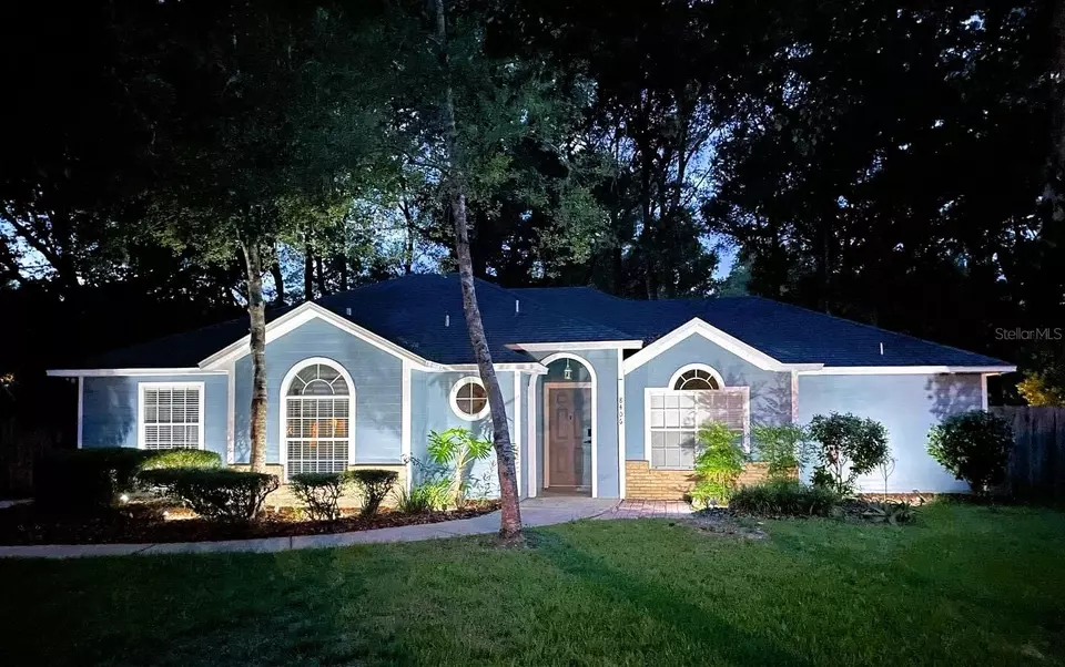 8406 SW 62nd Ln, Gainesville, FL 32608 | 37 Photos - Movoto