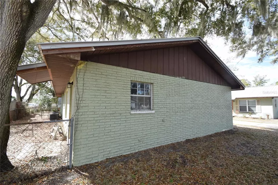 902 Castle Way, Lakeland, FL 33803 | 4 Photos - Movoto