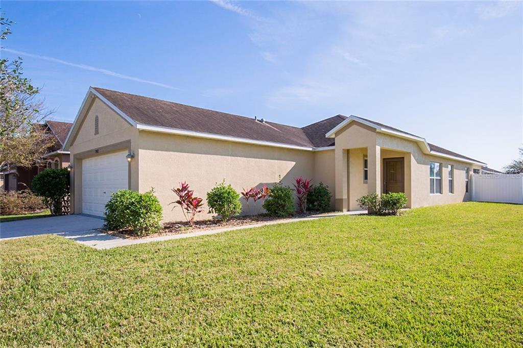 7142 Forest Mere Dr, Riverview, FL 33578 MLS# O5834207 - Movoto.com