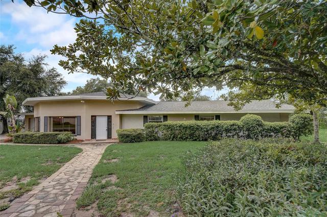 9714 Commodore Dr, Seffner, FL 33584 - Movoto