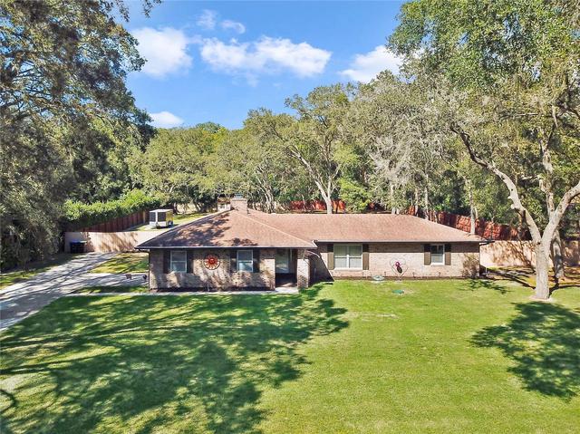 7205 June Bug Ln, Orlando, FL 32818 | 33 Photos - Movoto