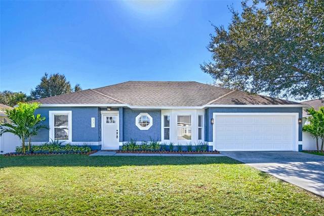 331 Medina Ct, Kissimmee, FL 34758 | 37 Photos - Movoto