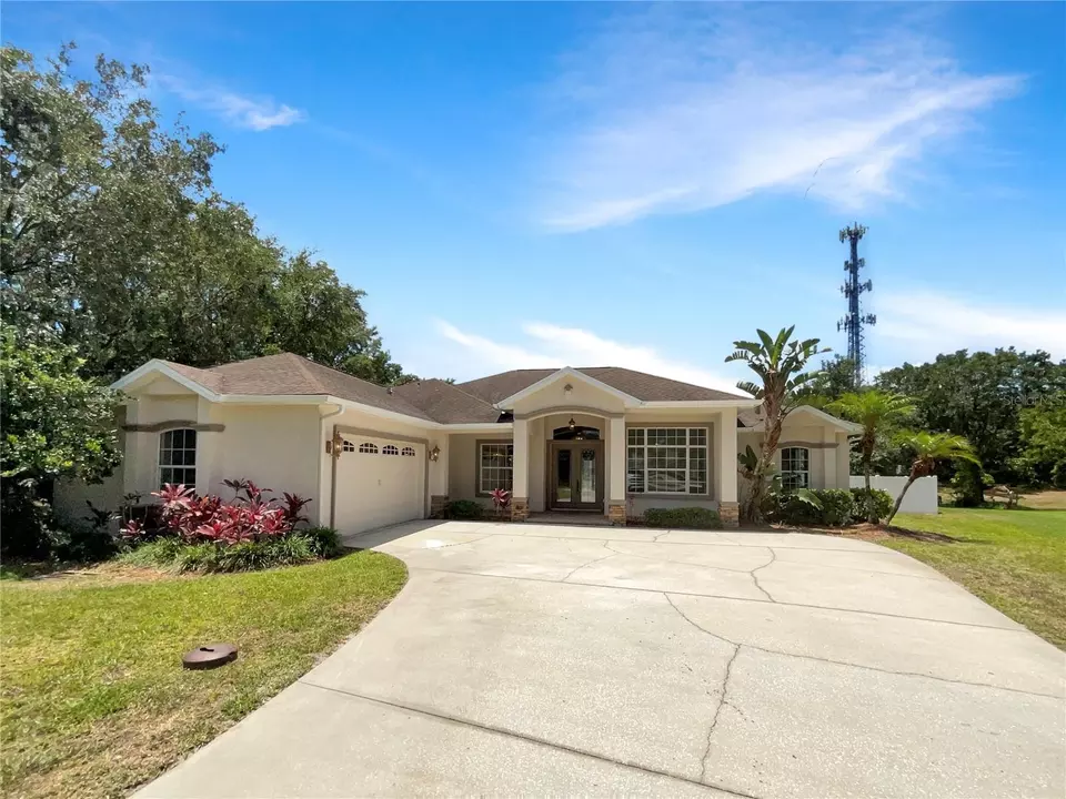 2513 Andrea Lynn Dr, Lutz, FL 33549 | 32 Photos - Movoto