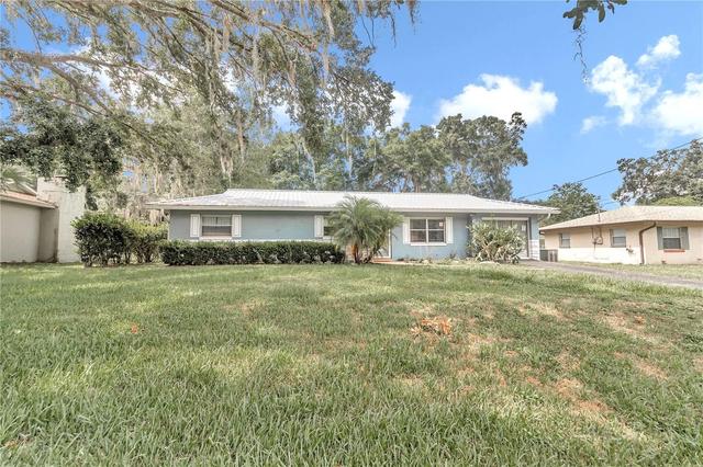 6040 SE 119th Pl, Belleview, FL 34420 | 33 Photos - Movoto