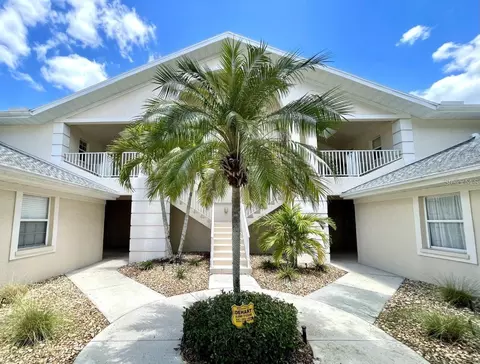 7266 Eleanor Cir #201, Sarasota, FL 34243 | 19 Photos - Movoto