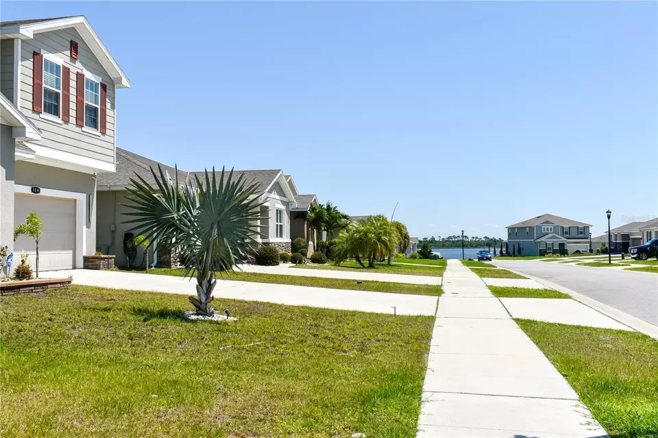184 Lake Smart Cir, Winter Haven, FL 33881 | MLS# O6298130 | 8 Photos ...