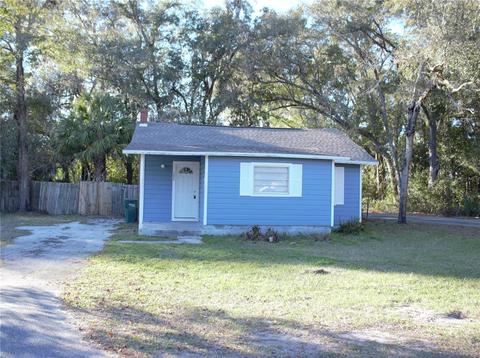 2026 NE 7th Ave, Ocala, FL 34470 | 30 Photos | MLS #OM642810 - Movoto