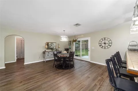 685 NW 67th Pl, Ocala, FL 34475 | 43 Photos - Movoto