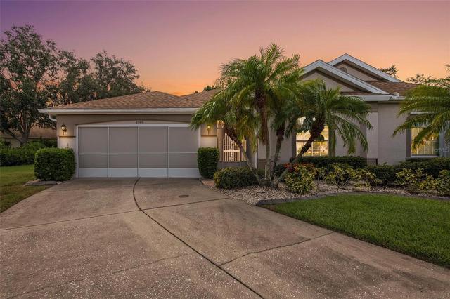 2301 Oxford Center Pl, Sun City Center, FL 33573 | 26 Photos - Movoto