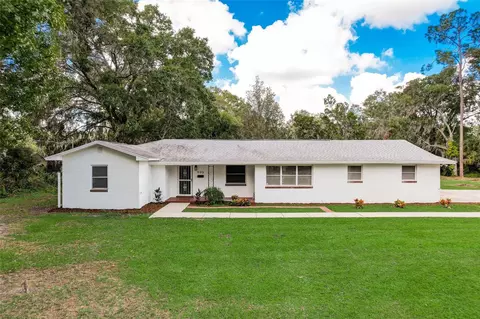 311 W Dixie St, Plant City, FL 33563 | 28 Photos - Movoto