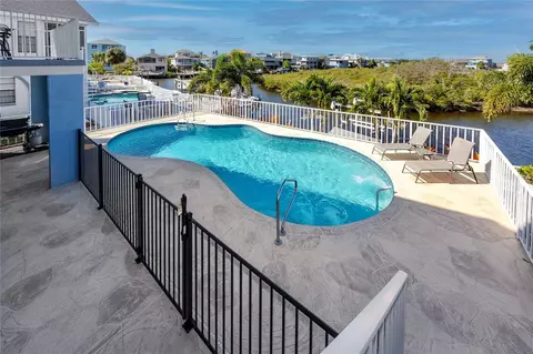 6029 Bayway Ct, New Port Richey, FL 34652 | 66 Photos - Movoto