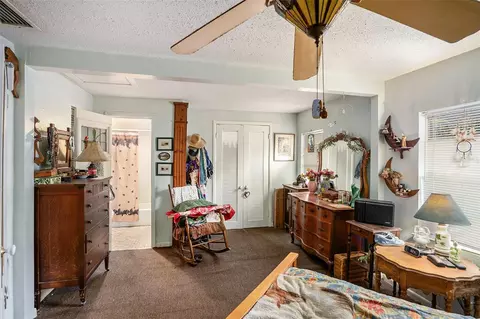 8910 N Newport Ave, Tampa, FL 33604 | 30 Photos - Movoto