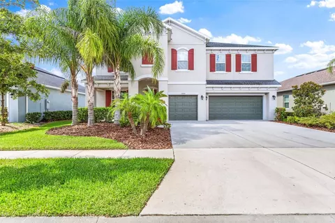 32706 Summerglade Dr, Wesley Chapel, FL 33545 | 92 Photos - Movoto