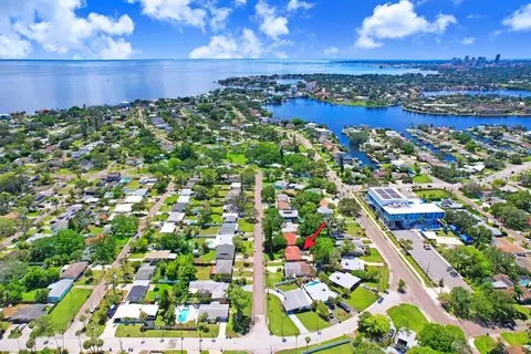 4218 Carson St NE, Saint Petersburg, FL 33703 - Movoto