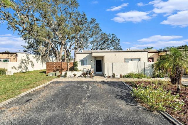 46 Orangewood Village Holiday Homes For Sale & Orangewood Village ...