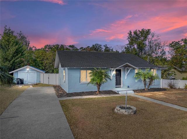 13821 10th St, Dade City, FL 33525 | 42 Photos - Movoto