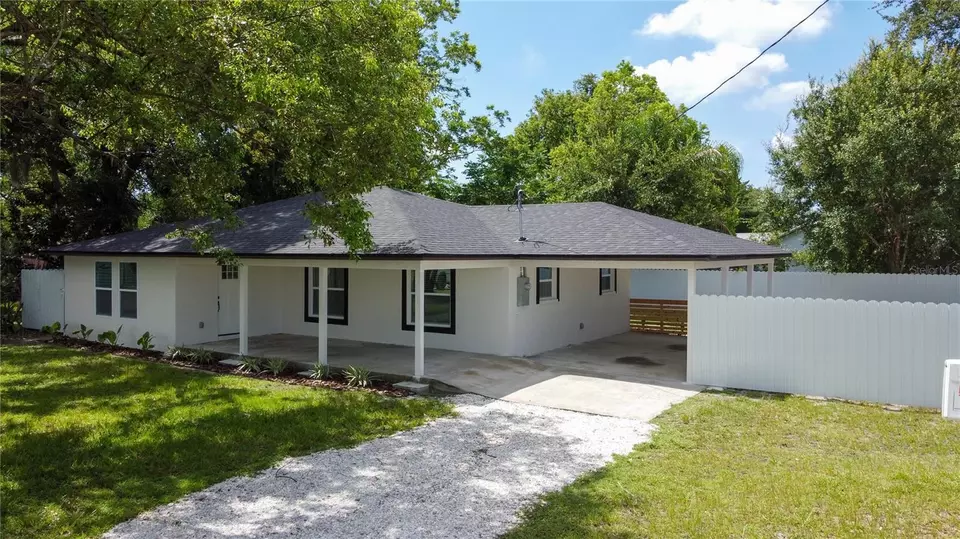 1207 W Madison St, Plant City, FL 33563 | 45 Photos - Movoto