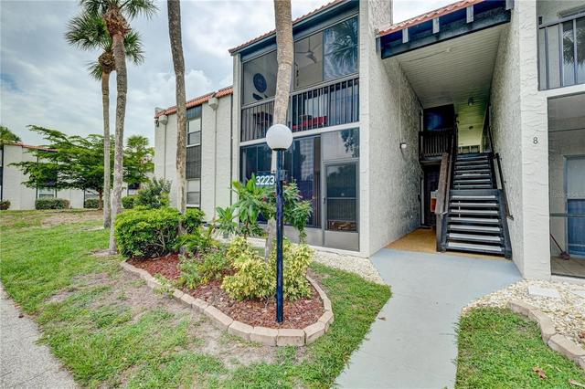 Condo/Townhouse Homes with 2+ Bedrooms for Sale in Sarasota FL