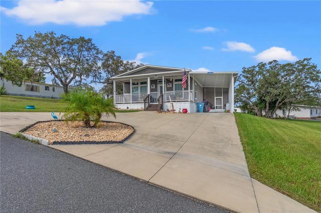 12542 Fairway Ave, Brooksville, FL 34613 | 30 Photos - Movoto