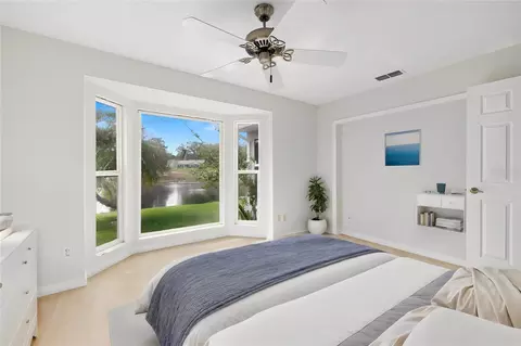 1454 Wicklow Dr, Palm Harbor, FL 34684 | 33 Photos - Movoto