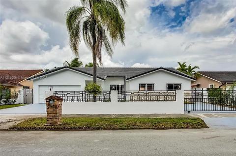 20 NW 135th Ave, Miami, FL 33182 | 45 Photos | MLS #A11216006 - Movoto