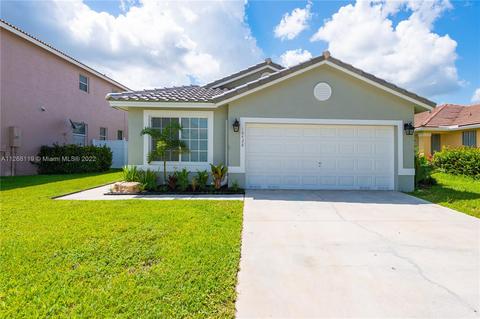 16428 NW 19th St, Pembroke Pines, FL 33028 | 18 Photos | MLS #A11268119 ...