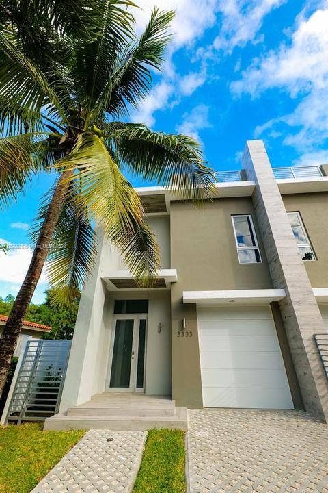 3333 SW 29th Ter #3333, Miami, FL 33133 | 44 Photos | MLS #A11296526 ...