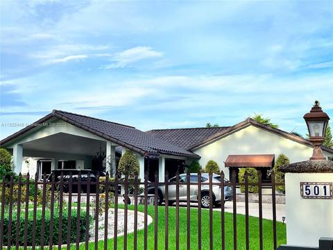 501 SW 129th Ave, Miami, FL 33184 | 30 Photos | MLS #A11322445 - Movoto