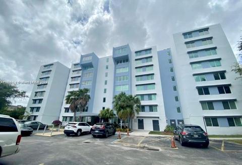 9125 SW 77th Ave #105, Miami, FL 33156 | 10 Photos | MLS #A11328174 ...