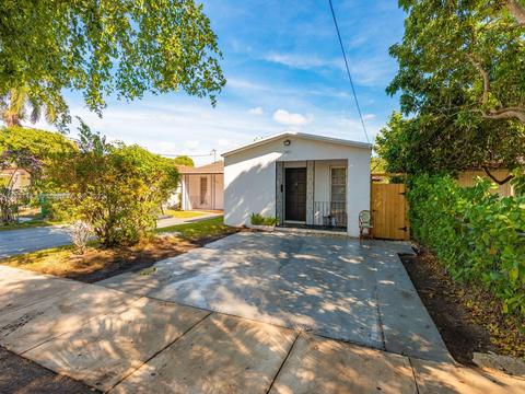 2653 SW 33rd Ct, Miami, FL 33133 | 22 Photos | MLS #A11331483 - Movoto