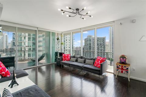 90 SW 3rd St #2711, Miami, FL 33130 | 32 Photos | MLS #A11356509 - Movoto