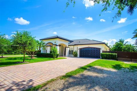 28801 SW 164th Ave, Homestead, FL 33033 | 42 Photos | MLS #A11369451 ...