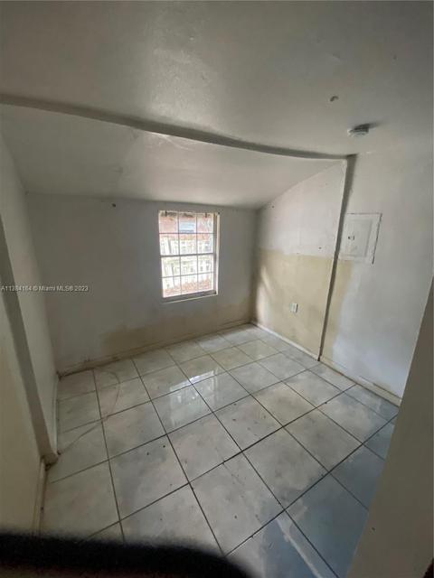 1725 SW 44th Ter, Fort Lauderdale, FL 33317 | 14 Photos - Movoto
