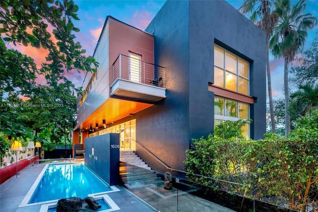 2730 SW 17th Ave, Miami, FL 33133 | 9 Photos - Movoto