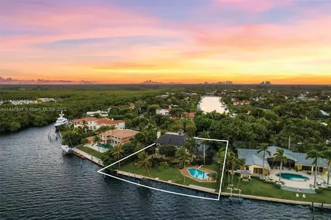 165 Solano Prado, Coral Gables, FL 33156 | 29 Photos - Movoto