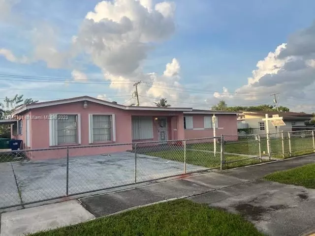 5281 NW 180 Ter, Miami Gardens, FL 33055 | 17 Photos - Movoto