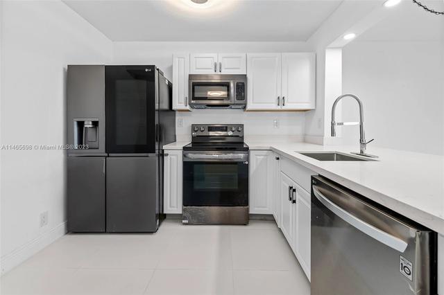 3730 N Pine Island Rd #439, Sunrise, FL 33351 | 20 Photos - Movoto