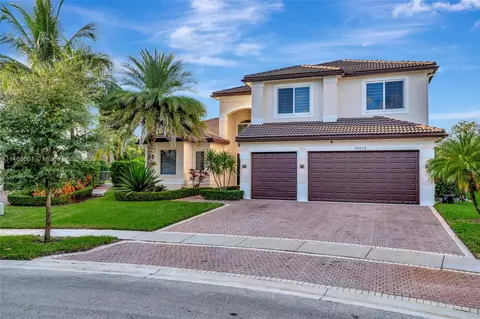 Sunset Lakes, Miramar Homes For Sale & Real Estate - Movoto