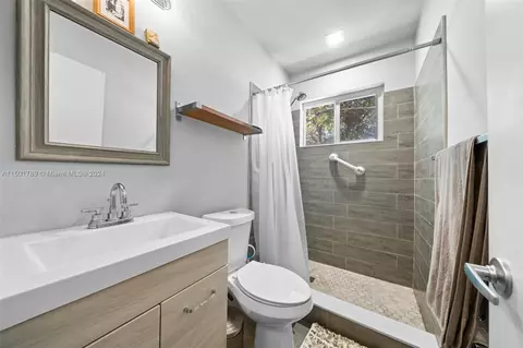 501 NE 110th St, Miami, FL 33161 | 30 Photos - Movoto