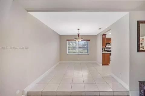 2940 SW 81st Way, Davie, FL 33328 | 36 Photos - Movoto