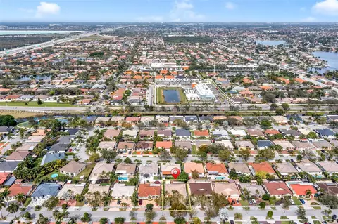 8845 NW 168th St, Miami Lakes, FL 33018 | 43 Photos - Movoto