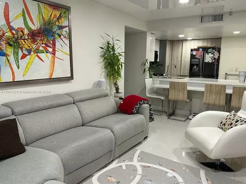 Miami, FL Condos & Townhouses For Sale - Movoto