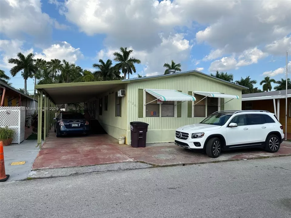 11261 NW 6 Ter, Miami, FL 33172 - Movoto