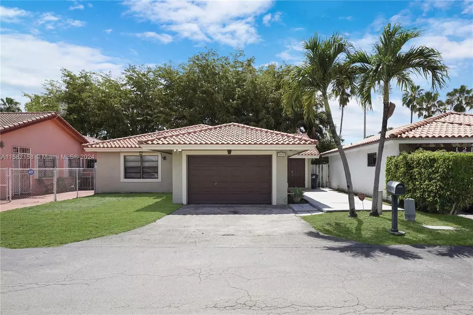 1220 SW 136 Pl, Miami, FL 33184 | 32 Photos - Movoto