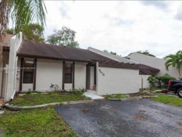 9630 NW 15th Ct, Pembroke Pines, FL 33024 | 1 photo - Movoto