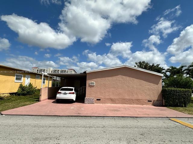 11201 NW 3 St, Miami, FL 33172 | 18 Photos - Movoto
